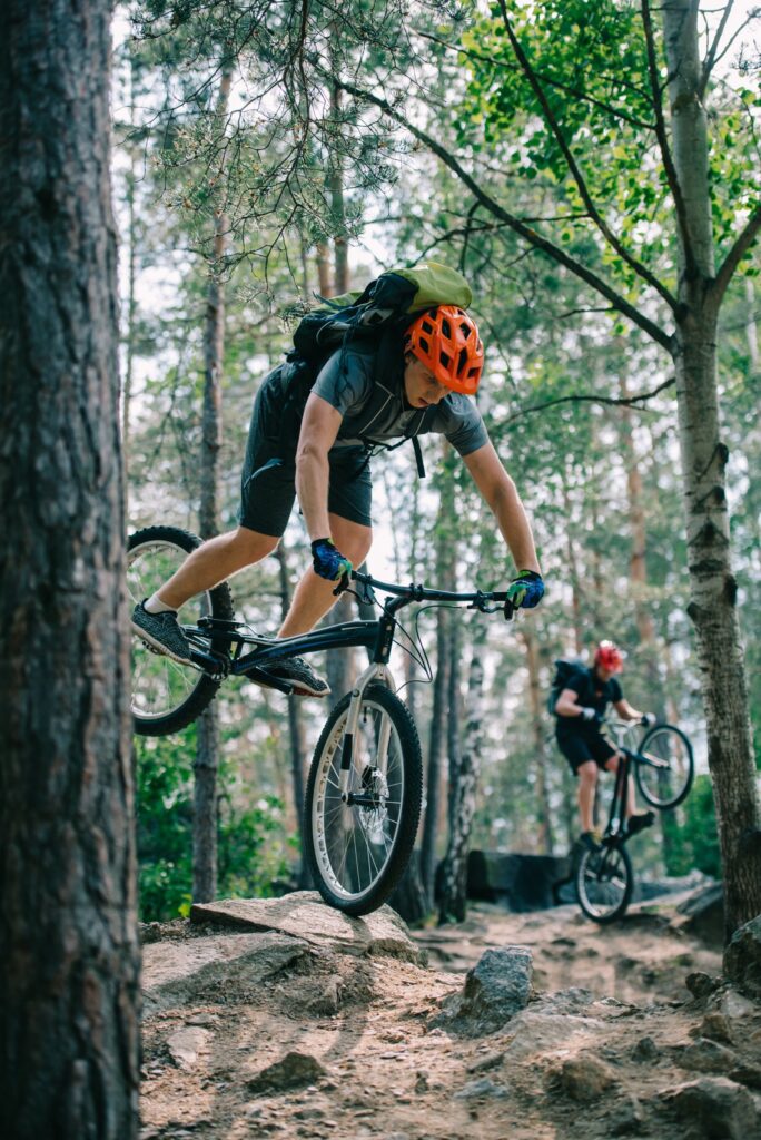 Najlepsze rowery MTB na rynku - który model wybrać do jazdy po trudnym ...